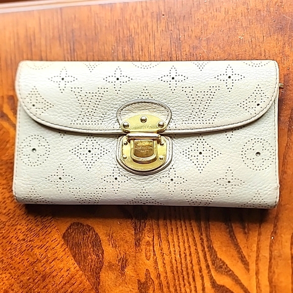 Louis Vuitton | Bags | Louis Vuitton Wallet | Poshmark